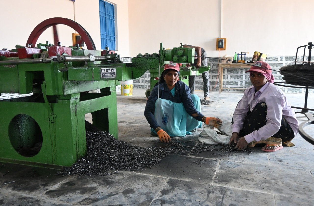 रीपा से बदल रही गांव और ग्रामीणों की तकदीर,गांव अब उत्पादक केन्द्र बनने ...